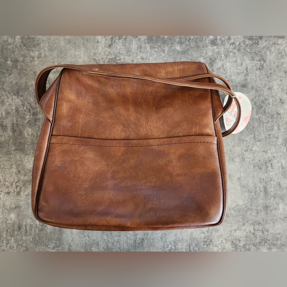 town and country | Bags | Nwt Town And Country Leather Bag | Poshmark